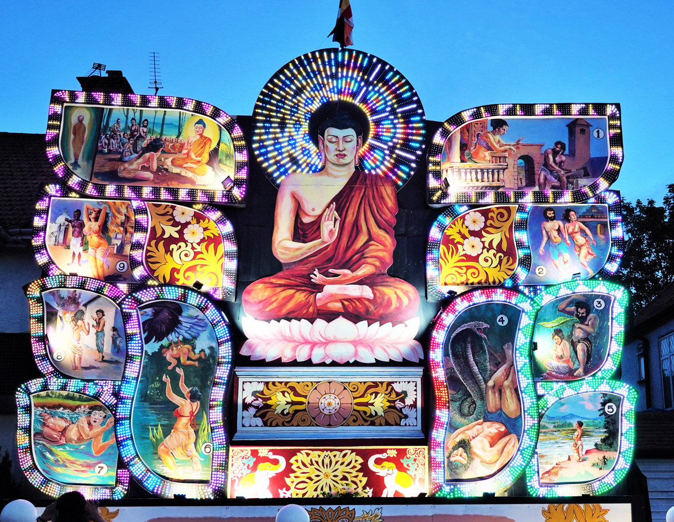 Poson Pandol (Thorana) – Sri Saddhatissa International Buddhist Centre